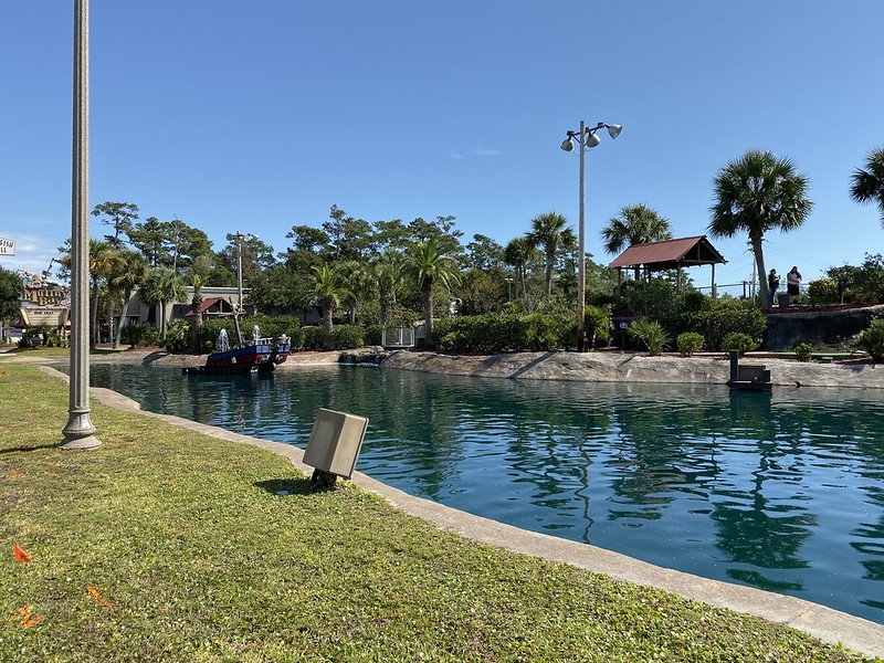 Mutiny Bay – North Myrtle Beach, SC – A Couple of Putts