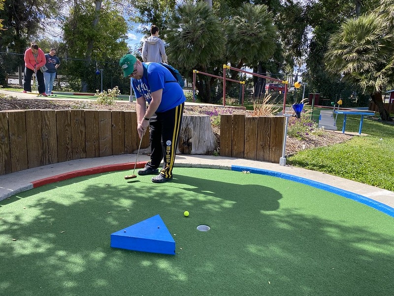 Castle Park Mini Golf (Green Course 2) – Sherman Oaks, CA – A Couple of ...