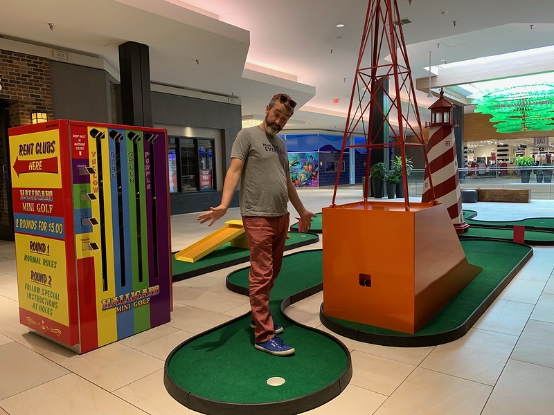 Malligan’s Mini Golf at Rosedale Center – Roseville, MN – A Couple of Putts