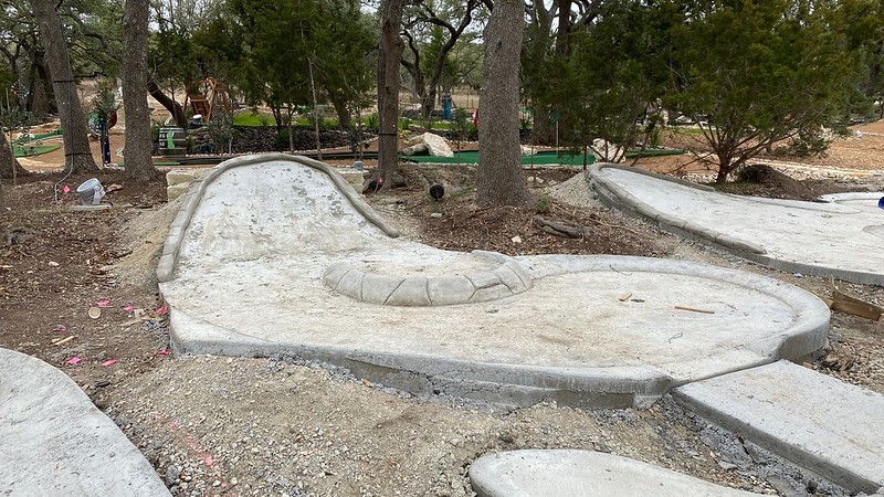 Dreamland Mini Golf – Dripping Springs, TX – A Couple of Putts