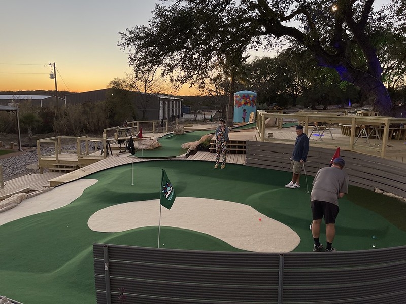 Dreamland Mini Golf – Dripping Springs, TX – A Couple of Putts