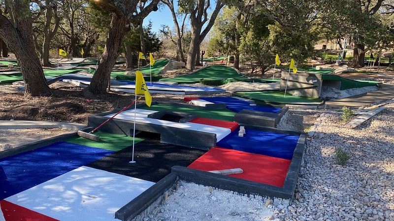 Dreamland Mini Golf – Dripping Springs, TX – A Couple of Putts