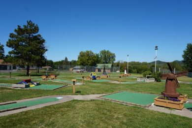 Walsh Golf Center Mini Golf – Lacrosse, WI – A Couple of Putts