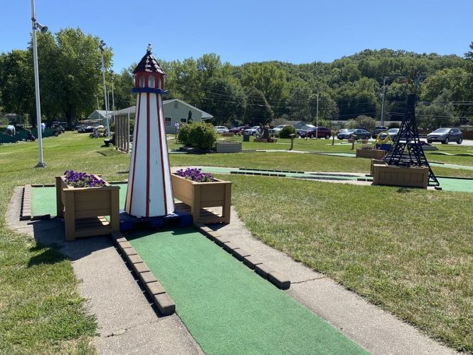 Walsh Golf Center Mini Golf – Lacrosse, WI – A Couple of Putts