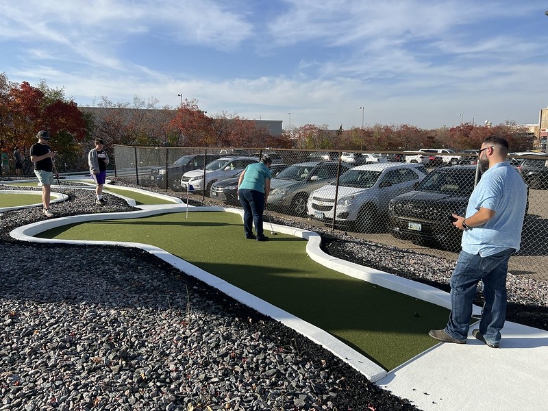 Loon’s Nest Mini Golf at Island Lake – Shoreview, MN – A Couple of Putts