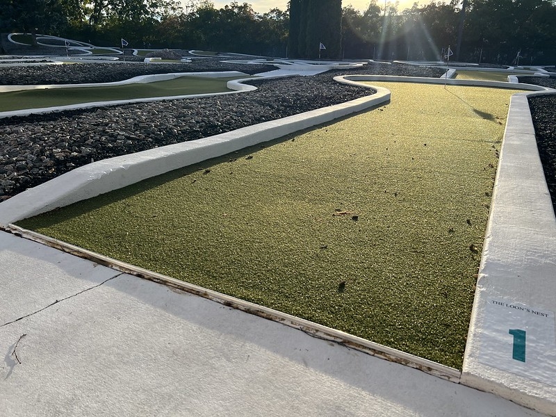 Loon’s Nest Mini Golf at Island Lake – Shoreview, MN – A Couple of Putts